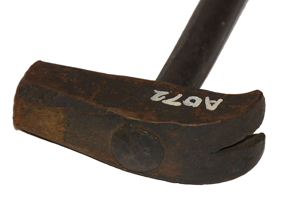 ARTILLERY GUNNER’S HAMMER WITH TOW HOOK — Horse Soldier
