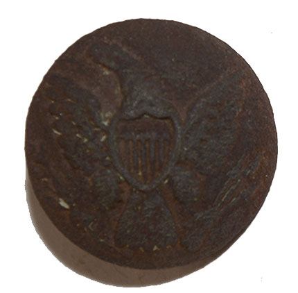 US GENERAL SERVICE EAGLE COAT BUTTON RECOVERED AT 3RD CORPS HOSPITAL ...