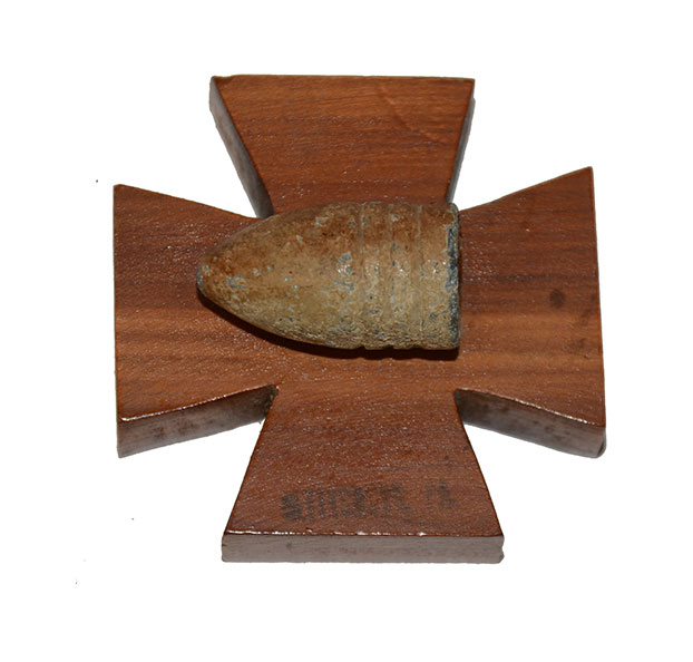 GETTYSBURG SOUVENIR BULLET ON WOOD FROM THE NATIONAL MUSEUM — Horse Soldier