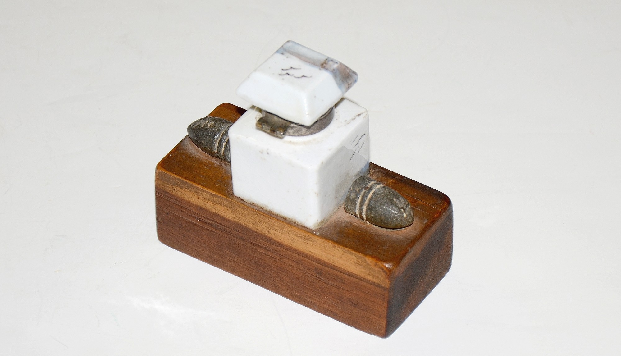 EARLY GETTYSBURG SOUVENIR RELIC DESK SET MADE BY LOCAL RESIDENT JOHN ...