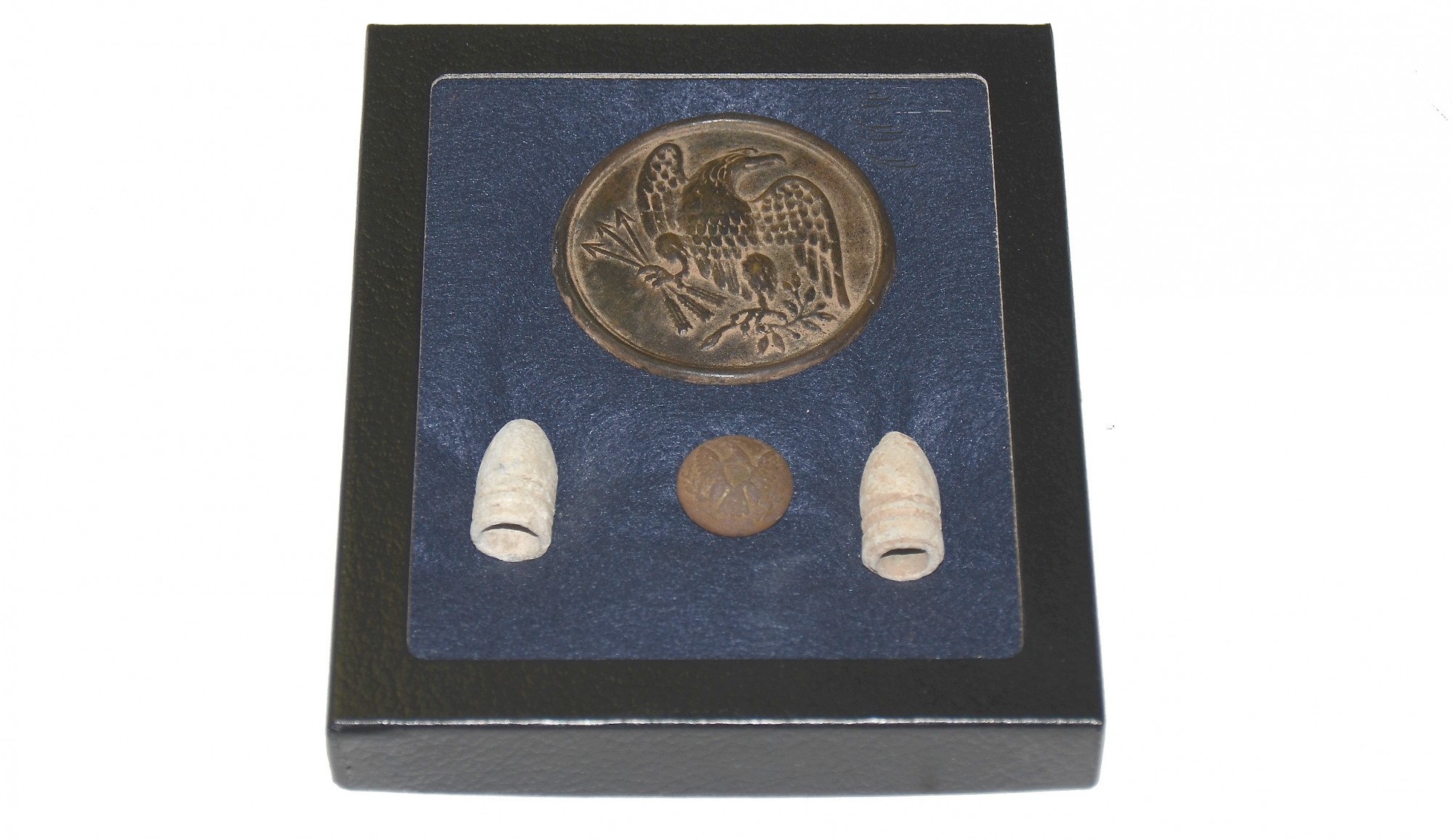 RIKER BOX OF VIRGINIA RELICS — Horse Soldier