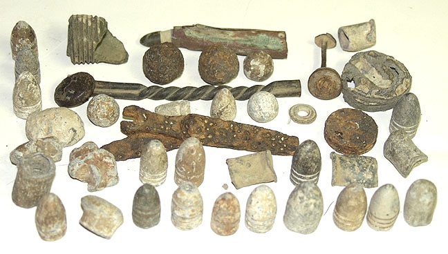 GROUP OF RELICS FROM THE SHIELDS MUSEUM OF GETTYSBURG — Horse Soldier