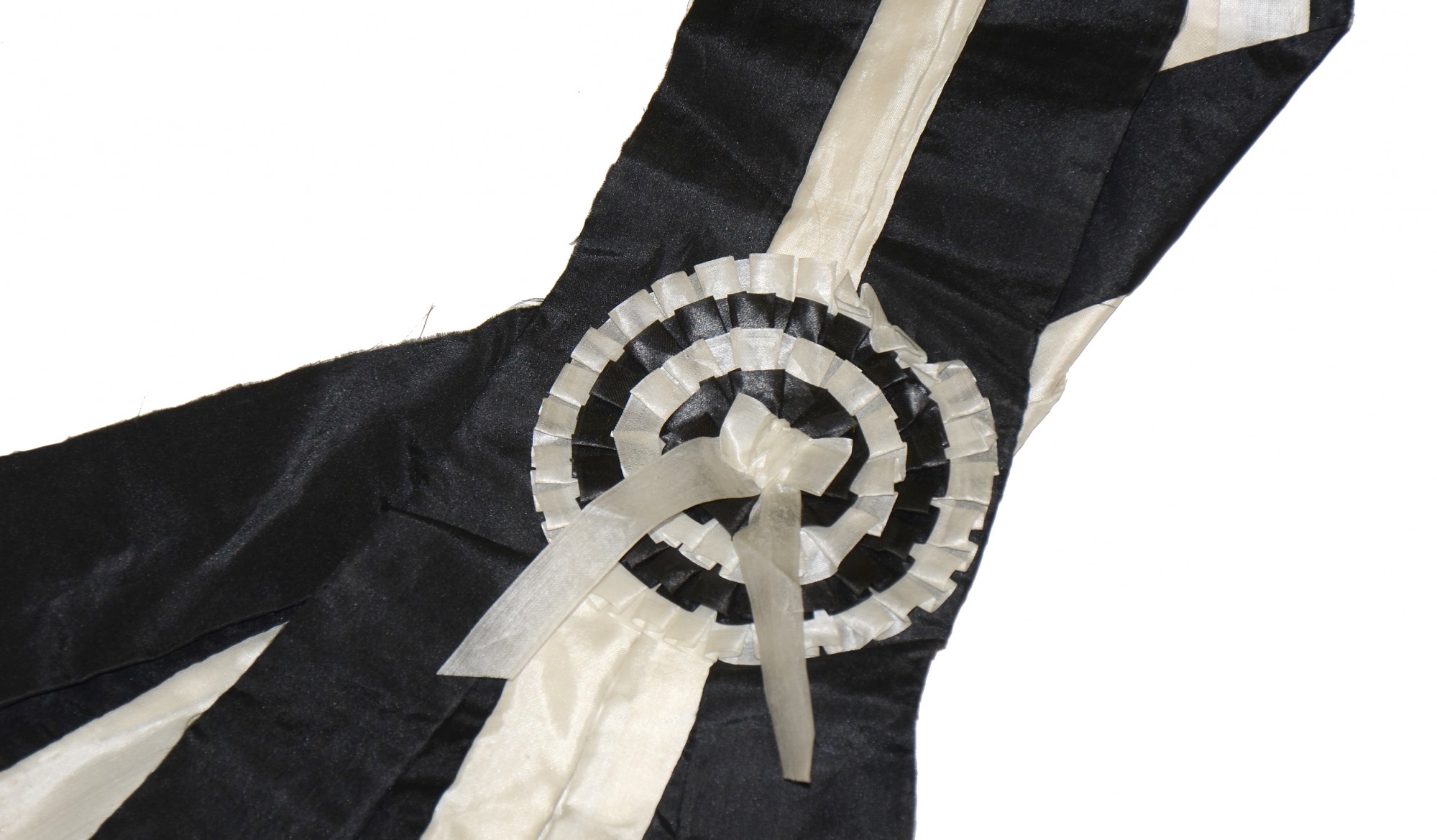 BLACK AND WHITE MOURNING OR PARADE SASH — Horse Soldier